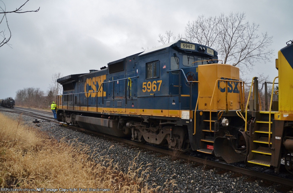 CSX 5967, the other side.